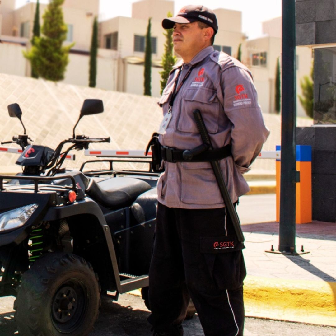 GUARDIAS DE SEGURIDAD